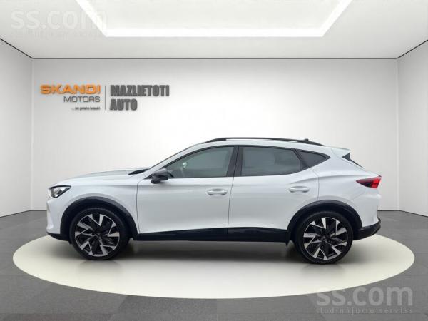 Белый Cupra Formentor 2024 в Рига, объемом двигателя 2.00 л и пробегом 12 тыс. км за 33990 €, фото 3 на AUTOMOTO.COM.LV