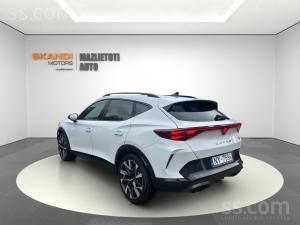 Balts Cupra Formentor 2024 Rīga, ar dzinēja tilpumu 2.00 L un nobraukumu 12 tūkst. km par 33990 €, foto 5 vietnē AUTOMOTO.COM.LV