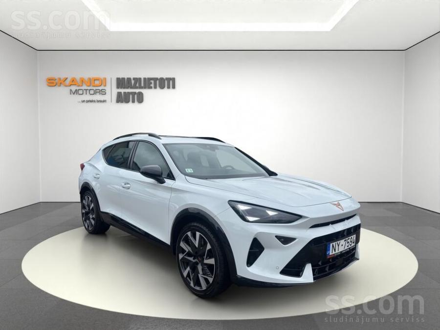 Balts Cupra Formentor 2024 Rīga, ar dzinēja tilpumu 2.00 L un nobraukumu 12 tūkst. km par 33990 €, foto 9 vietnē AUTOMOTO.COM.LV