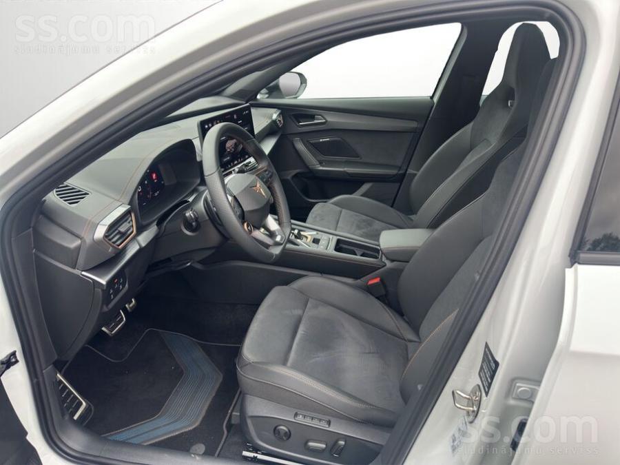 Balts Cupra Formentor 2024 Rīga, ar dzinēja tilpumu 2.00 L un nobraukumu 12 tūkst. km par 33990 €, foto 10 vietnē AUTOMOTO.COM.LV