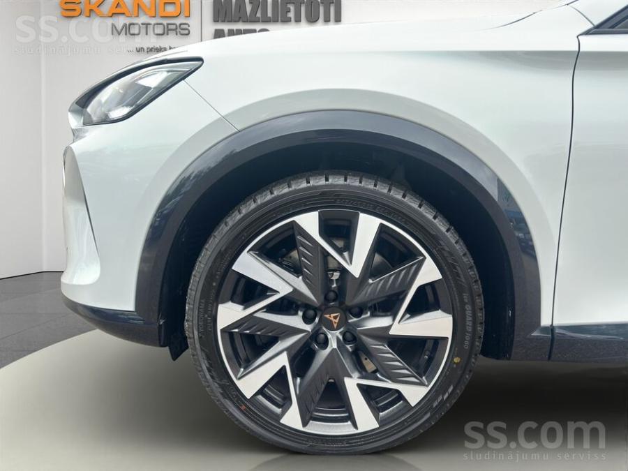 Balts Cupra Formentor 2024 Rīga, ar dzinēja tilpumu 2.00 L un nobraukumu 12 tūkst. km par 33990 €, foto 20 vietnē AUTOMOTO.COM.LV