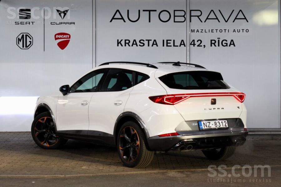 Balts Cupra Formentor 2024 Rīga, ar dzinēja tilpumu 2.00 L un nobraukumu 45 tūkst. km par 31490 €, foto 7 vietnē AUTOMOTO.COM.LV