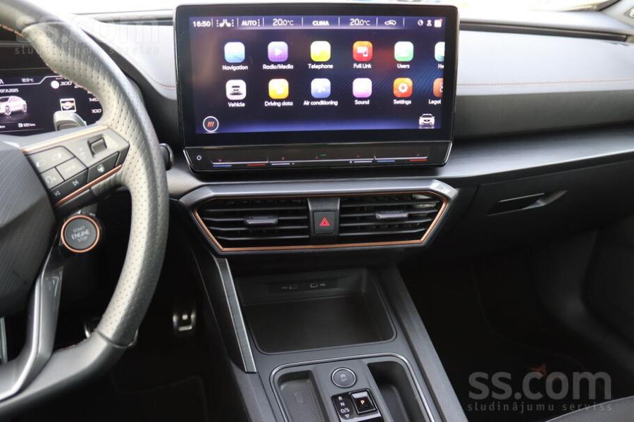 Balts Cupra Formentor 2024 Rīga, ar dzinēja tilpumu 2.00 L un nobraukumu 45 tūkst. km par 31490 €, foto 13 vietnē AUTOMOTO.COM.LV