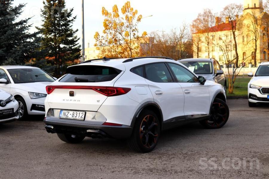 Balts Cupra Formentor 2024 Rīga, ar dzinēja tilpumu 2.00 L un nobraukumu 45 tūkst. km par 31490 €, foto 35 vietnē AUTOMOTO.COM.LV