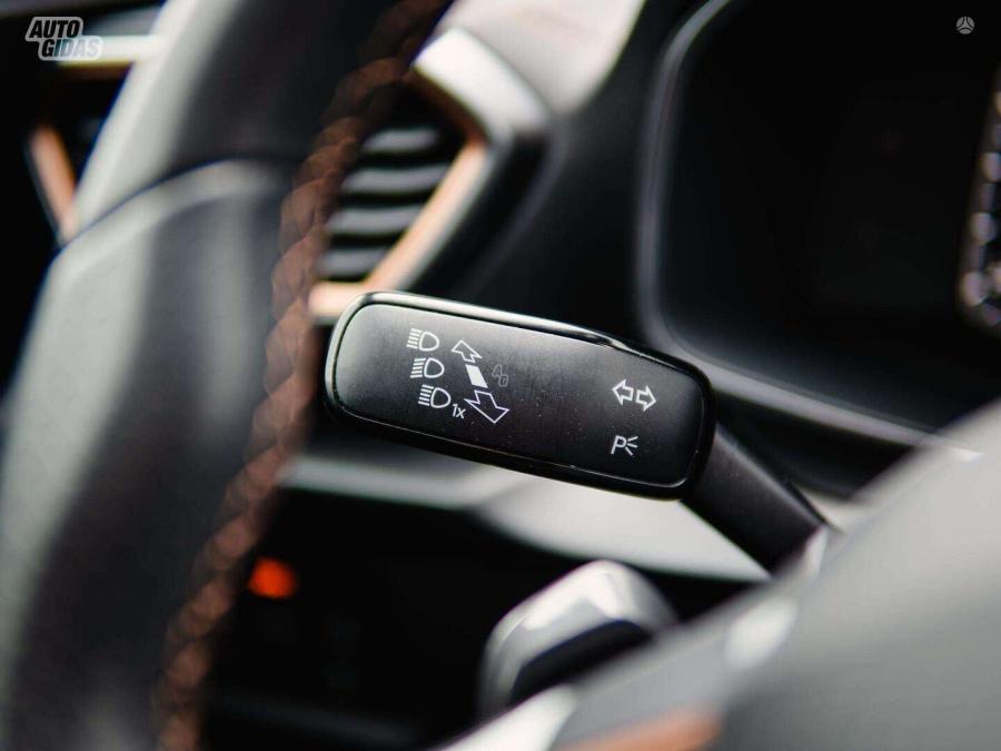 Balts Cupra Formentor 2024 Kauņa, ar dzinēja tilpumu 1.50 L un nobraukumu 23 tūkst. km par 24450 €, foto 30 vietnē AUTOMOTO.COM.LV