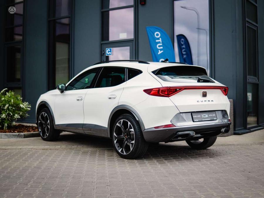 Белый Cupra Formentor 2024 в Каунас, объемом двигателя 1.50 л и пробегом 23 тыс. км за 24450 €, фото 9 на AUTOMOTO.COM.LV