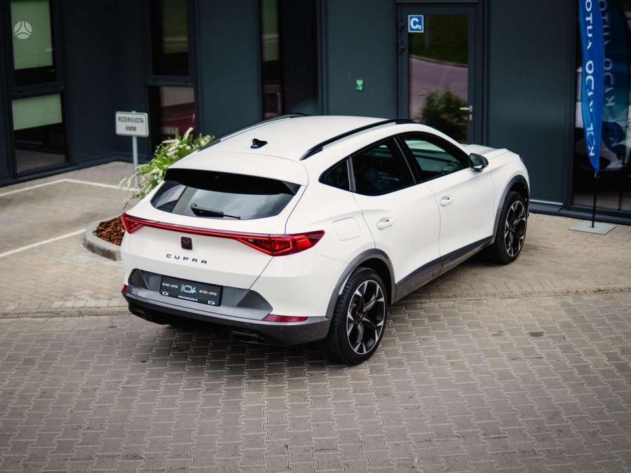 Белый Cupra Formentor 2024 в Каунас, объемом двигателя 1.50 л и пробегом 23 тыс. км за 24450 €, фото 13 на AUTOMOTO.COM.LV