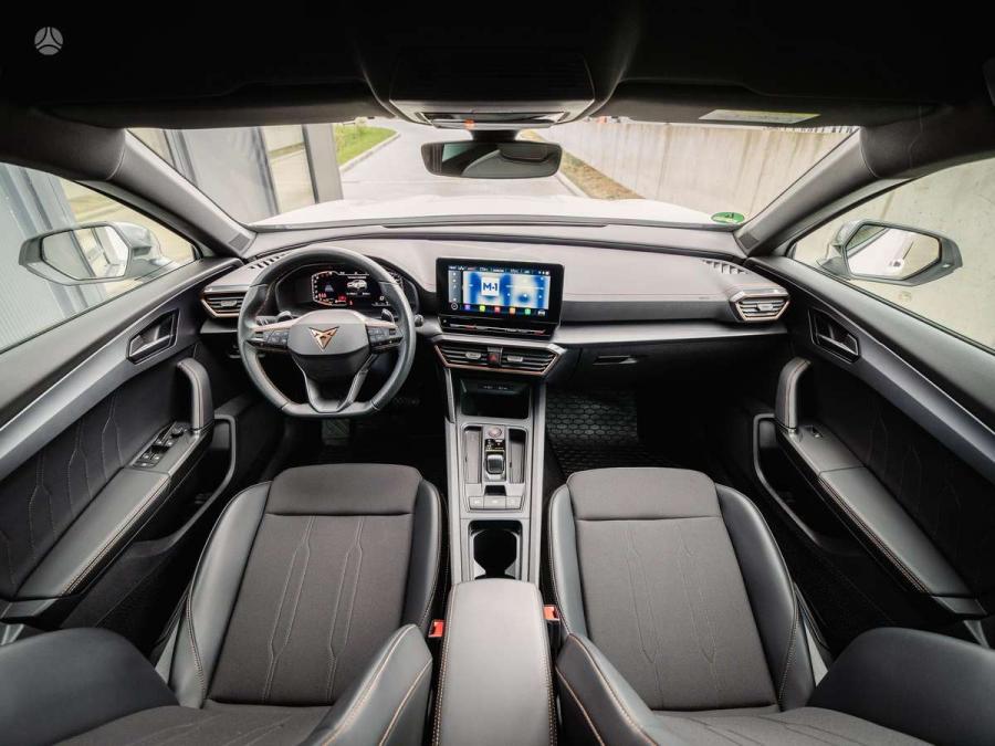 Белый Cupra Formentor 2024 в Каунас, объемом двигателя 1.50 л и пробегом 23 тыс. км за 24450 €, фото 15 на AUTOMOTO.COM.LV