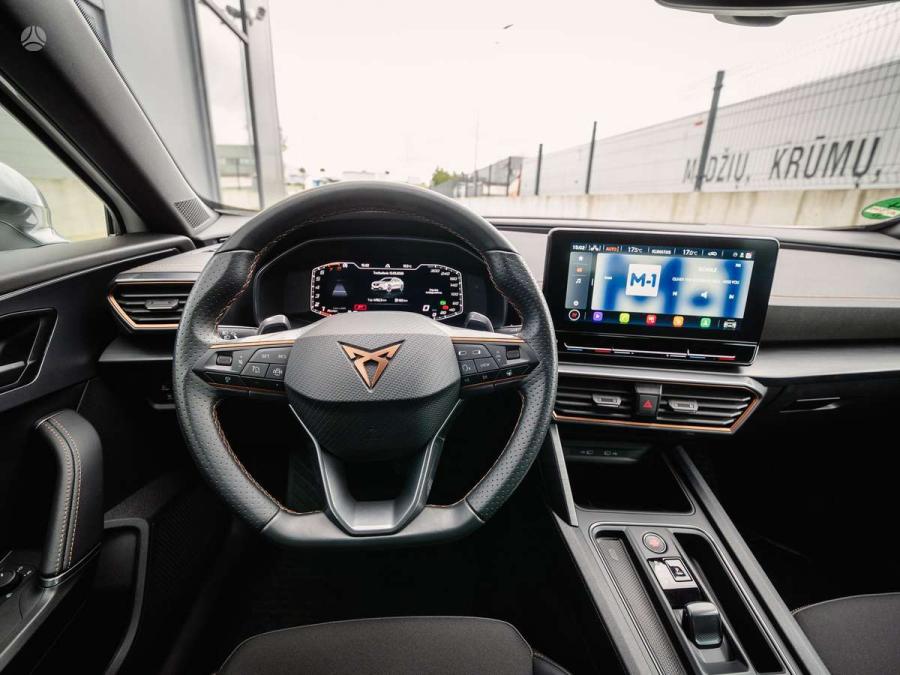 Белый Cupra Formentor 2024 в Каунас, объемом двигателя 1.50 л и пробегом 23 тыс. км за 24450 €, фото 16 на AUTOMOTO.COM.LV