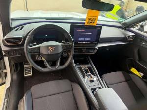 Balts Cupra Formentor 2025 Viļņa, ar dzinēja tilpumu 1.50 L un nobraukumu 20 tūkst. km par 36950 €, foto 5 vietnē AUTOMOTO.COM.LV