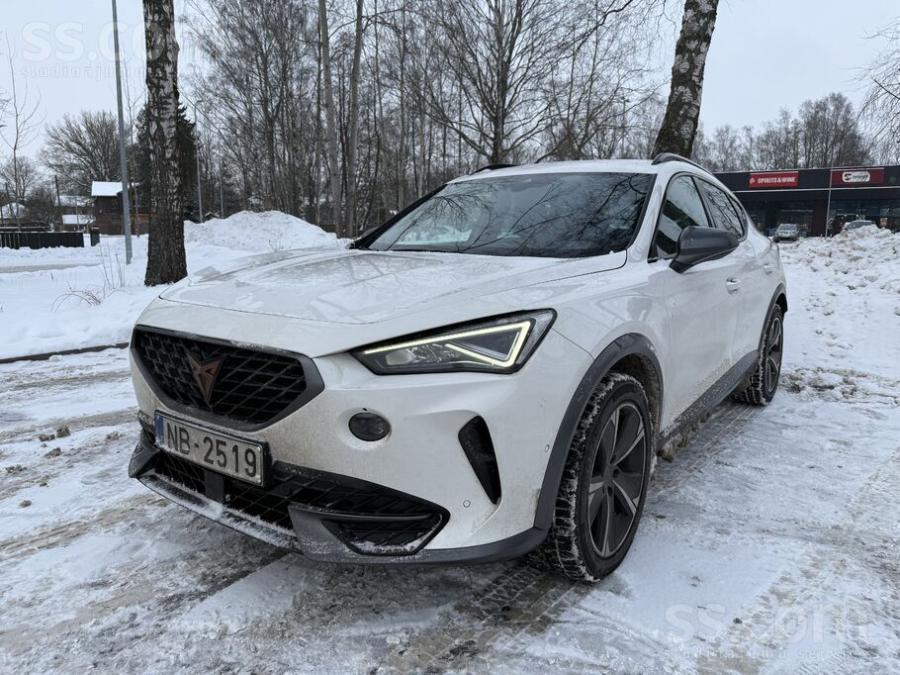 Balts Cupra Formentor 2021 Rīga, ar dzinēja tilpumu 1.50 L un nobraukumu 173 tūkst. km par 20950 €, foto 1 vietnē AUTOMOTO.COM.LV