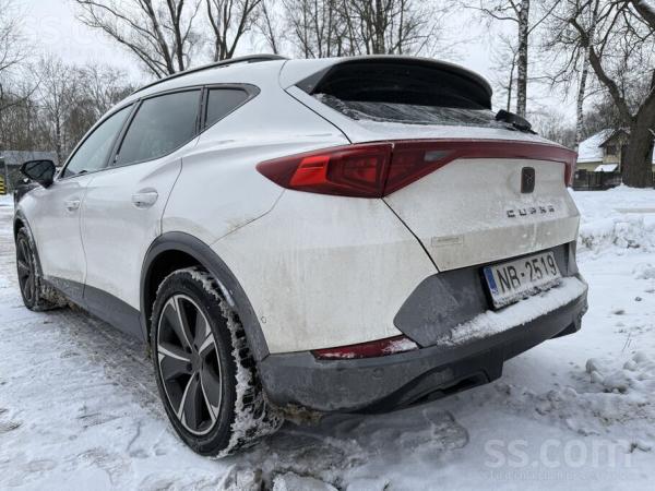 Белый Cupra Formentor 2021 в Рига, объемом двигателя 1.50 л и пробегом 173 тыс. км за 20950 €, фото 10 на AUTOMOTO.COM.LV