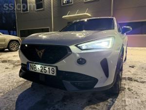 White Cupra Formentor 2021 in Riga, with an engine capacity of 1.50 L and mileage of 173 thousand km for 20350 €, photo 3 on AUTOMOTO.COM.LV
