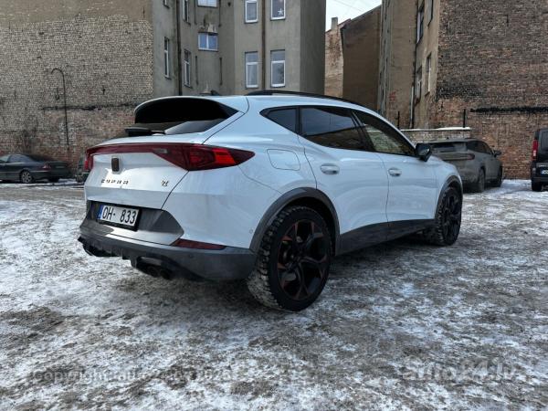 Белый Cupra Formentor 2022 в Рига, объемом двигателя 2.00 л и пробегом 81 тыс. км за 27000 €, фото 11 на AUTOMOTO.COM.LV