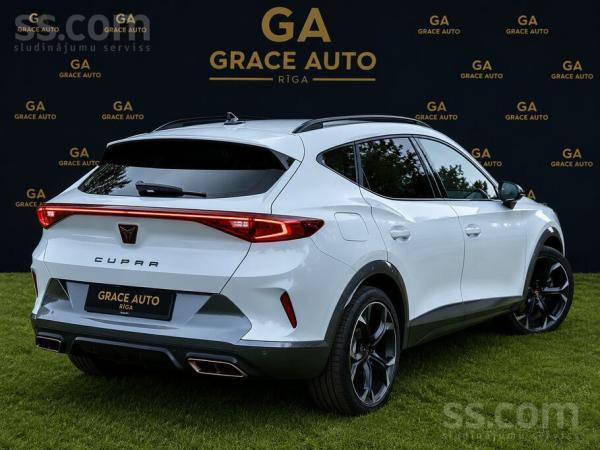 Белый Cupra Formentor 2023 в Юрмала, объемом двигателя 1.40 л и пробегом 130 тыс. км за 22990 €, фото 4 на AUTOMOTO.COM.LV
