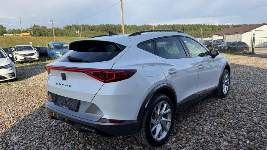 Белый Cupra Formentor 2023 в Вильнюс, объемом двигателя 1.50 л и пробегом 127 тыс. км за 19239 €, фото 7 на AUTOMOTO.COM.LV