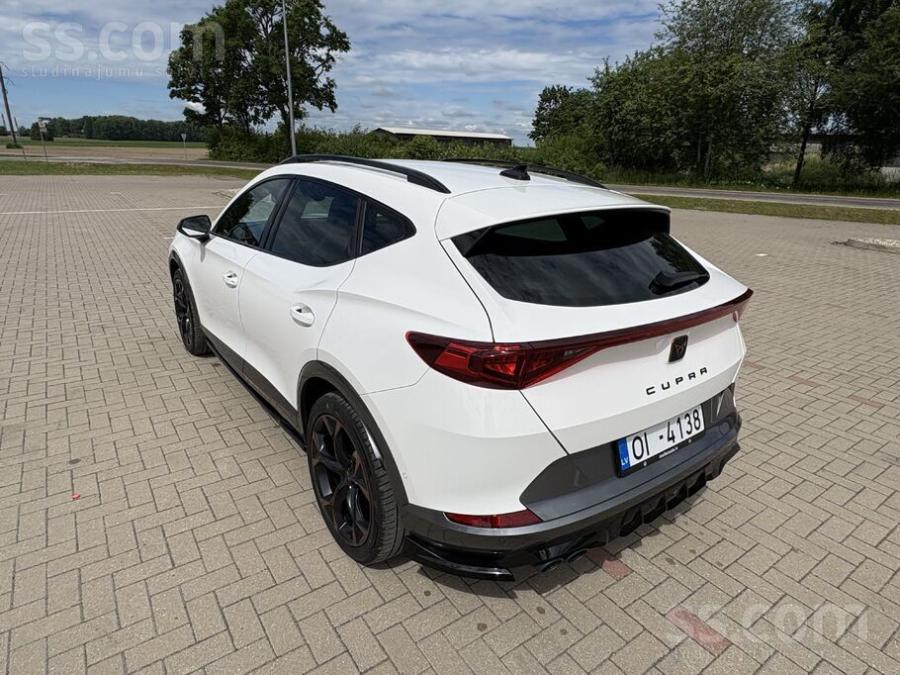 Balts Cupra Formentor 2021 Cēsis, ar dzinēja tilpumu 2.00 L un nobraukumu 86 tūkst. km par 24250 €, foto 6 vietnē AUTOMOTO.COM.LV