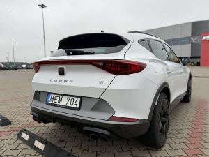 Balts Cupra Formentor 2022 Širvintos, ar dzinēja tilpumu 1.98 L un nobraukumu 73 tūkst. km par 23000 €, foto 3 vietnē AUTOMOTO.COM.LV