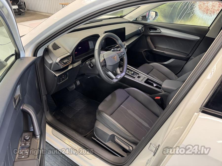 Balts Cupra Formentor 2022 Tallina, ar dzinēja tilpumu 1.50 L un nobraukumu 41 tūkst. km par 24900 €, foto 8 vietnē AUTOMOTO.COM.LV