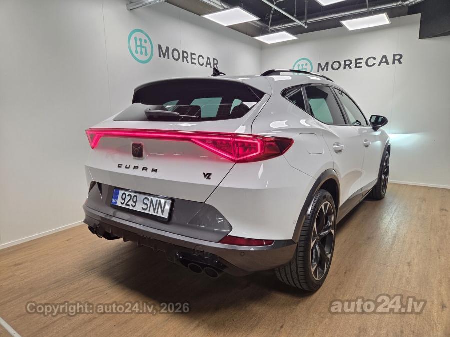 Белый Cupra Formentor 2022 в Таллин, объемом двигателя 2.00 л и пробегом 75 тыс. км за 28490 €, фото 7 на AUTOMOTO.COM.LV
