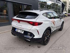 Balts Cupra Formentor 2025 Tartu, ar dzinēja tilpumu 2.00 L un nobraukumu 7 tūkst. km par 44990 €, foto 4 vietnē AUTOMOTO.COM.LV