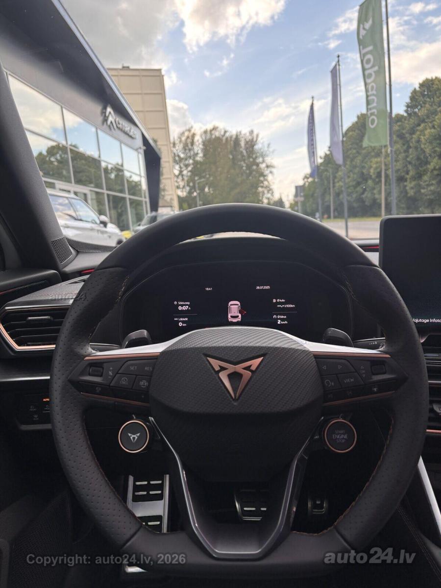 Balts Cupra Formentor 2025 Tartu, ar dzinēja tilpumu 2.00 L un nobraukumu 7 tūkst. km par 44990 €, foto 12 vietnē AUTOMOTO.COM.LV