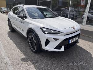 Белый Cupra Formentor 2026 в Тарту, объемом двигателя 1.50 л и пробегом 5 тыс. км за 34900 €, фото 3 на AUTOMOTO.COM.LV