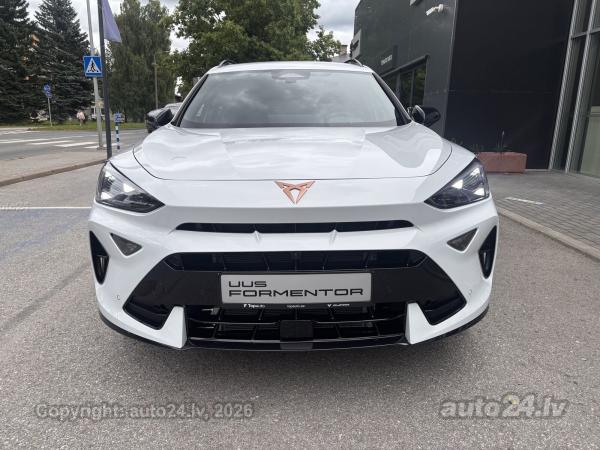 Белый Cupra Formentor 2026 в Тарту, объемом двигателя 1.50 л и пробегом 0 тыс. км за 36686 €, фото 4 на AUTOMOTO.COM.LV