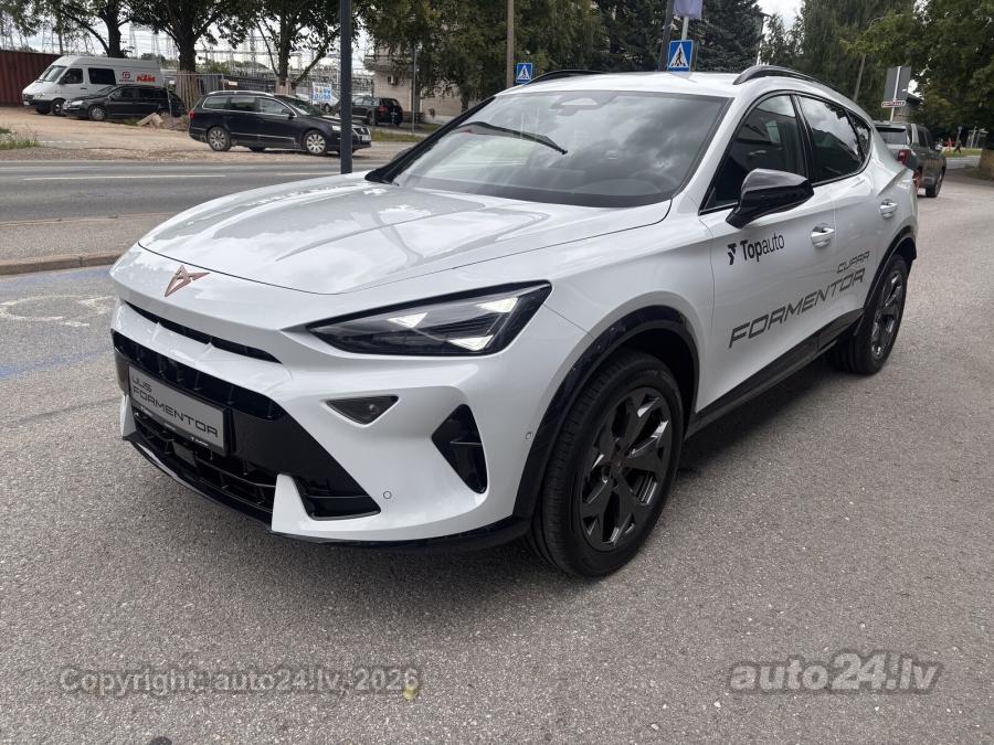 Белый Cupra Formentor 2026 в Тарту, объемом двигателя 1.50 л и пробегом 0 тыс. км за 36686 €, фото 1 на AUTOMOTO.COM.LV