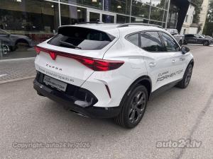 Белый Cupra Formentor 2026 в Тарту, объемом двигателя 1.50 л и пробегом 0 тыс. км за 36686 €, фото 3 на AUTOMOTO.COM.LV