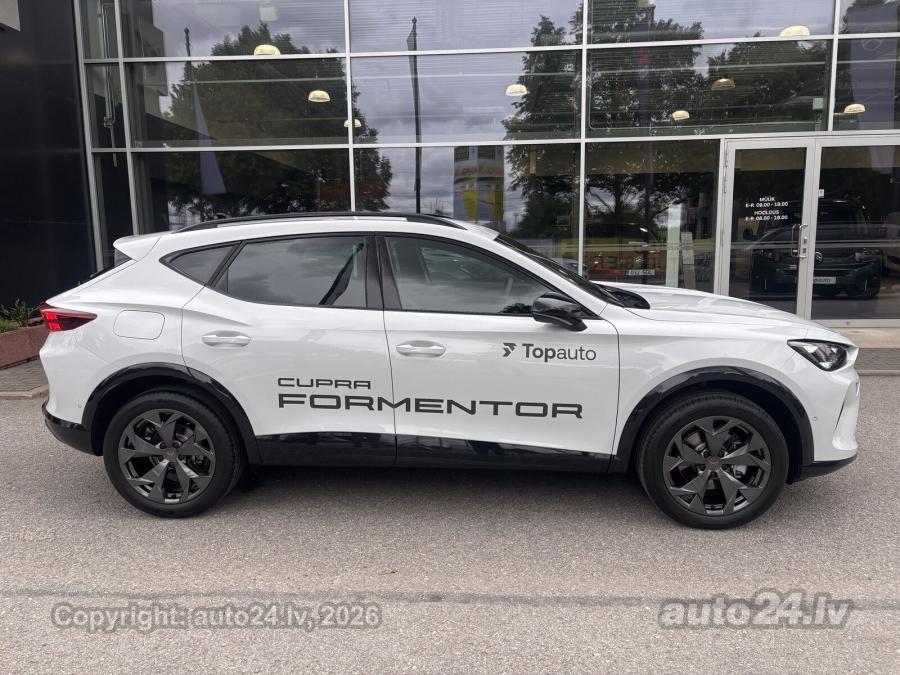 Белый Cupra Formentor 2026 в Тарту, объемом двигателя 1.50 л и пробегом 0 тыс. км за 36686 €, фото 8 на AUTOMOTO.COM.LV