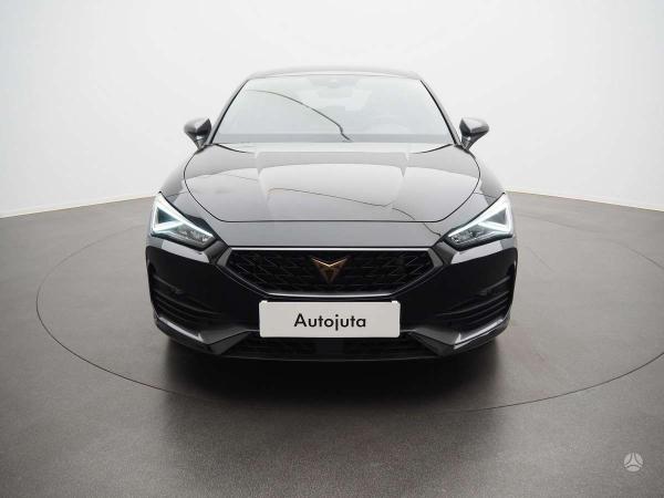 Black Cupra Leon 2021 in Vilnius, with an engine capacity of 1.40 L and mileage of 26 thousand km for 22100 €, photo 2 on AUTOMOTO.COM.LV