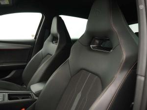 Black Cupra Leon 2021 in Vilnius, with an engine capacity of 1.40 L and mileage of 26 thousand km for 22100 €, photo 15 on AUTOMOTO.COM.LV