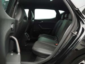 Black Cupra Leon 2021 in Vilnius, with an engine capacity of 1.40 L and mileage of 26 thousand km for 22100 €, photo 17 on AUTOMOTO.COM.LV