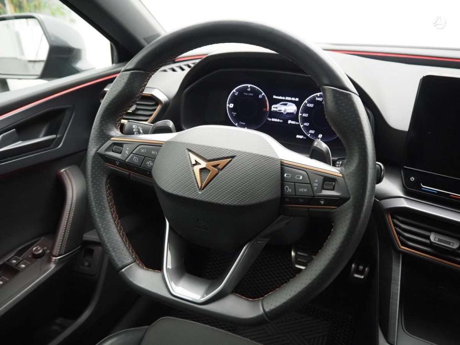 Black Cupra Leon 2021 in Vilnius, with an engine capacity of 1.40 L and mileage of 26 thousand km for 22100 €, photo 23 on AUTOMOTO.COM.LV