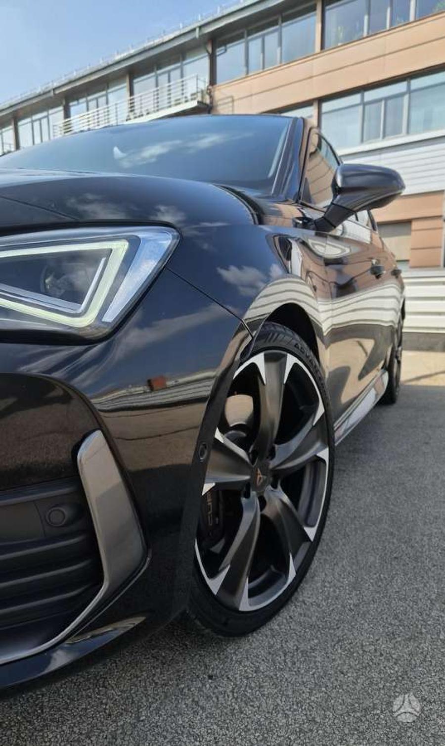 Черный Cupra Leon 2022 в Рига, объемом двигателя 1.98 л и пробегом 45 тыс. км за 22900 €, фото 6 на AUTOMOTO.COM.LV