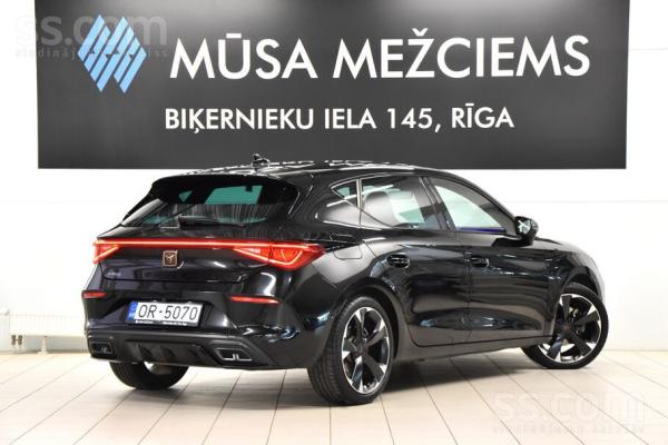Melns Cupra Leon 2023 Rīga, ar dzinēja tilpumu 1.50 L un nobraukumu 28 tūkst. km par 20990 €, foto 6 vietnē AUTOMOTO.COM.LV