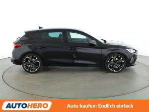 Black Cupra Leon 2021 in Kaunas, with an engine capacity of 2.00 L and mileage of 28 thousand km for 32092 €, photo 7 on AUTOMOTO.COM.LV