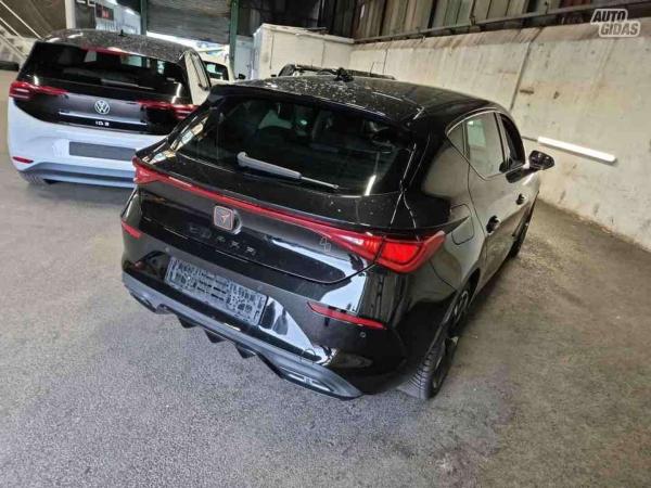 Black Cupra Leon 2024 in Kaunas, with an engine capacity of 1.50 L and mileage of 13 thousand km for 30616 €, photo 2 on AUTOMOTO.COM.LV