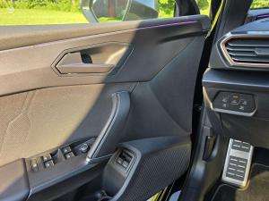 Черный Cupra Leon 2020 в Мажейкяй, объемом двигателя 1.40 л и пробегом 109 тыс. км за 18000 €, фото 20 на AUTOMOTO.COM.LV