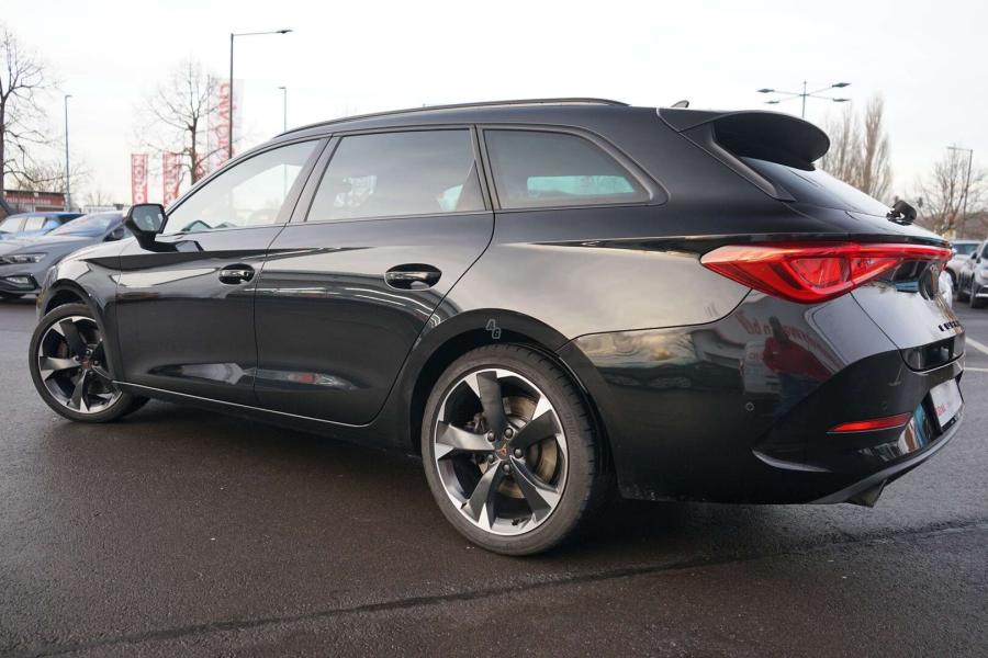 Melns Cupra Leon 2022 Kauņa, ar dzinēja tilpumu 2.00 L un nobraukumu 89 tūkst. km par 27540 €, foto 6 vietnē AUTOMOTO.COM.LV