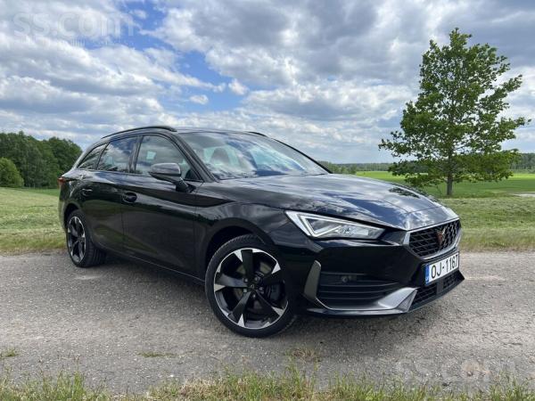 Black Cupra Leon 2022 in Riga, with an engine capacity of 1.40 L and mileage of 138 thousand km for 20990 €, photo 3 on AUTOMOTO.COM.LV