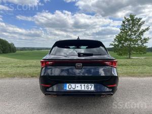 Black Cupra Leon 2022 in Riga, with an engine capacity of 1.40 L and mileage of 138 thousand km for 20990 €, photo 6 on AUTOMOTO.COM.LV