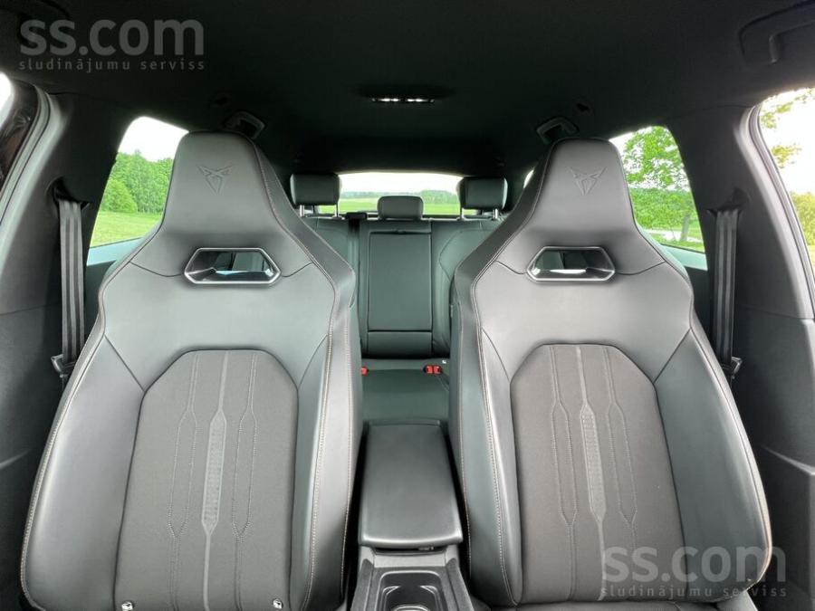Black Cupra Leon 2022 in Riga, with an engine capacity of 1.40 L and mileage of 138 thousand km for 20990 €, photo 9 on AUTOMOTO.COM.LV