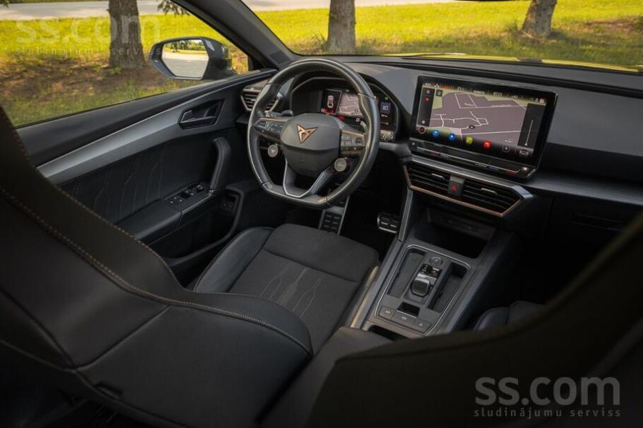 Black Cupra Leon 2022 in Jelgava, with an engine capacity of 1.40 L and mileage of 0 thousand km for 21000 €, photo 13 on AUTOMOTO.COM.LV
