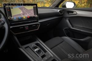 Black Cupra Leon 2022 in Jelgava, with an engine capacity of 1.40 L and mileage of 0 thousand km for 21000 €, photo 19 on AUTOMOTO.COM.LV