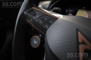 Black Cupra Leon 2022 in Jelgava, with an engine capacity of 1.40 L and mileage of 0 thousand km for 21000 €, photo 22 on AUTOMOTO.COM.LV