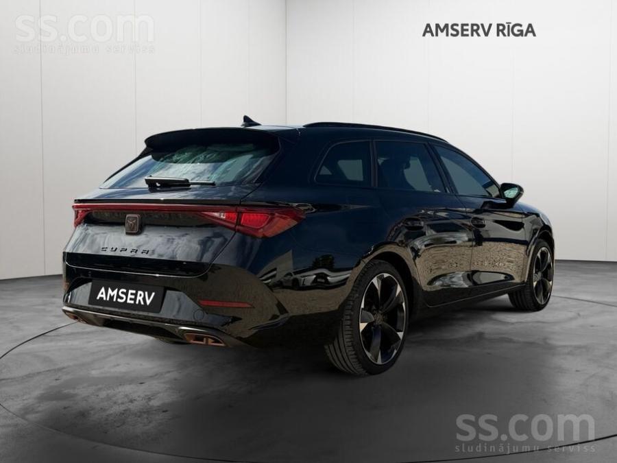 Melns Cupra Leon 2022 Rīga, ar dzinēja tilpumu 1.40 L un nobraukumu 100 tūkst. km par 23100 €, foto 3 vietnē AUTOMOTO.COM.LV