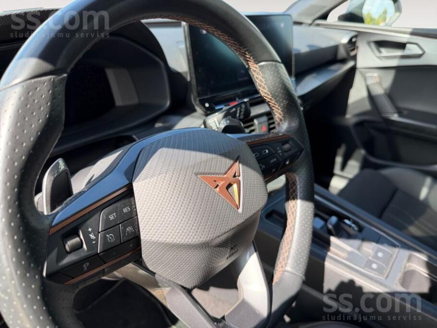 Melns Cupra Leon 2022 Rīga, ar dzinēja tilpumu 1.40 L un nobraukumu 100 tūkst. km par 23100 €, foto 12 vietnē AUTOMOTO.COM.LV
