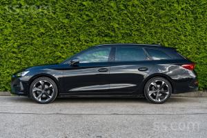 Black Cupra Leon 2023 in Riga, with an engine capacity of 1.50 L and mileage of 73 thousand km for 21950 €, photo 10 on AUTOMOTO.COM.LV